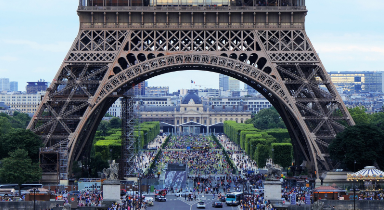 How to celebrate Victory Day in France - Go! Go! France