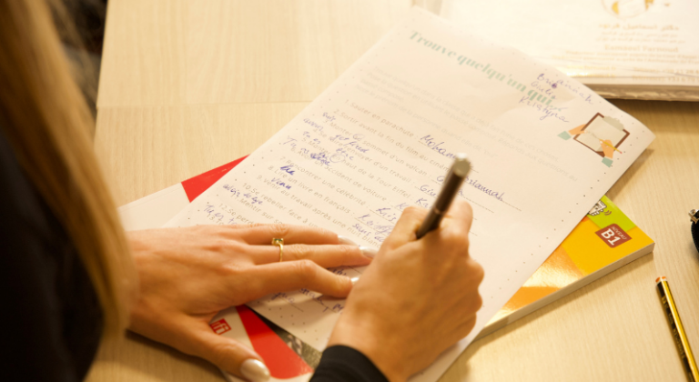 Similarities and Differences Between French and English: A ...